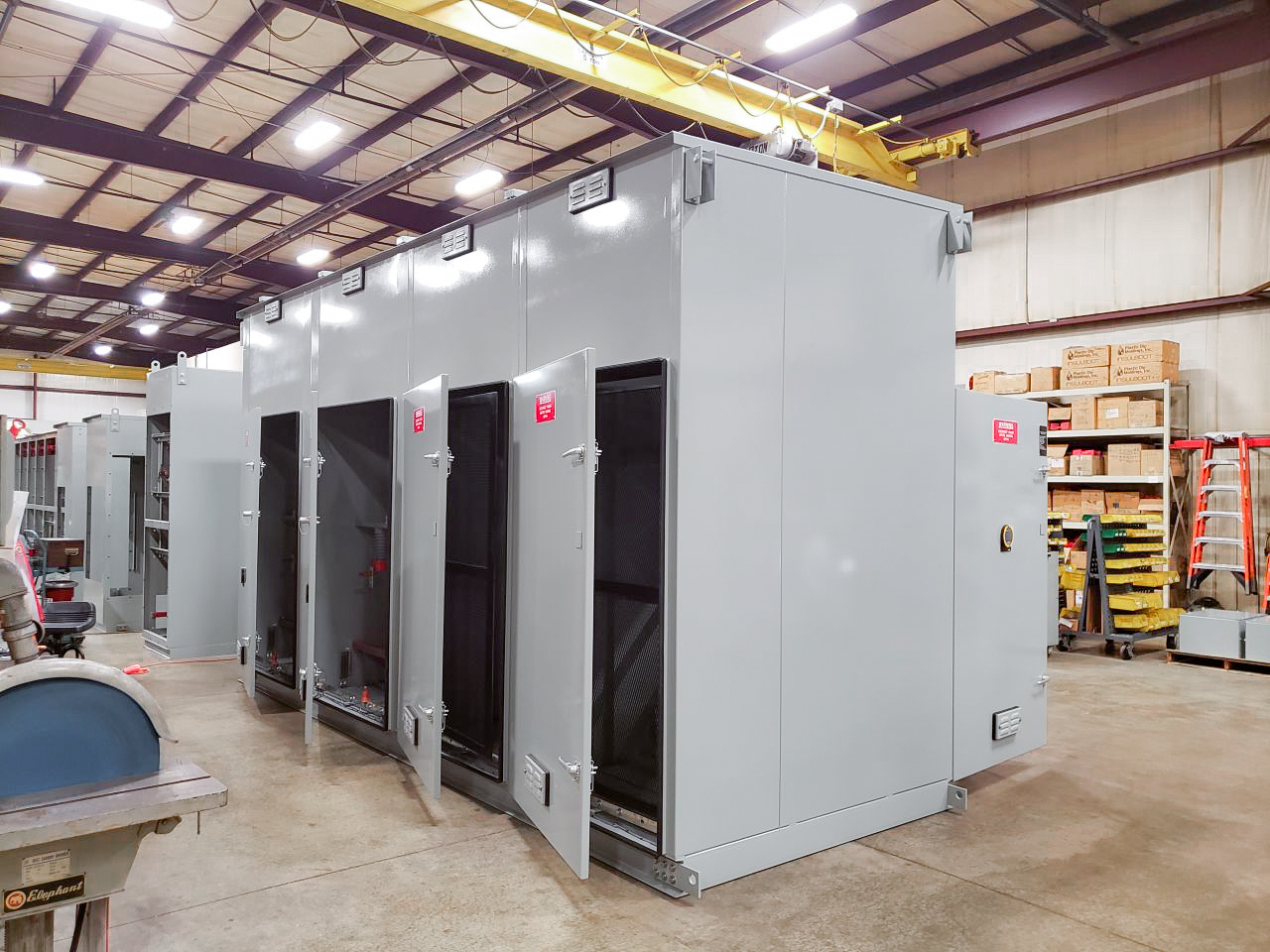 5 Reasons to Consider Medium-Voltage Hybrid Switchgear - Southwest Electric