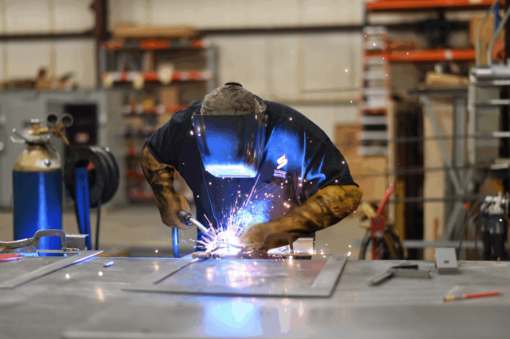 How to Choose the Right Switchgear for Your Facility - Southwest Electric